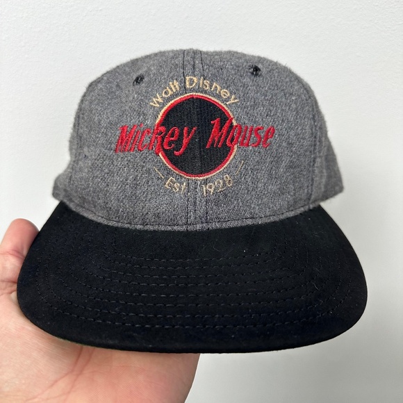 Accessories | Vintage Disney Mickey Mouse Wool Snapback Hat Usa | Poshmark